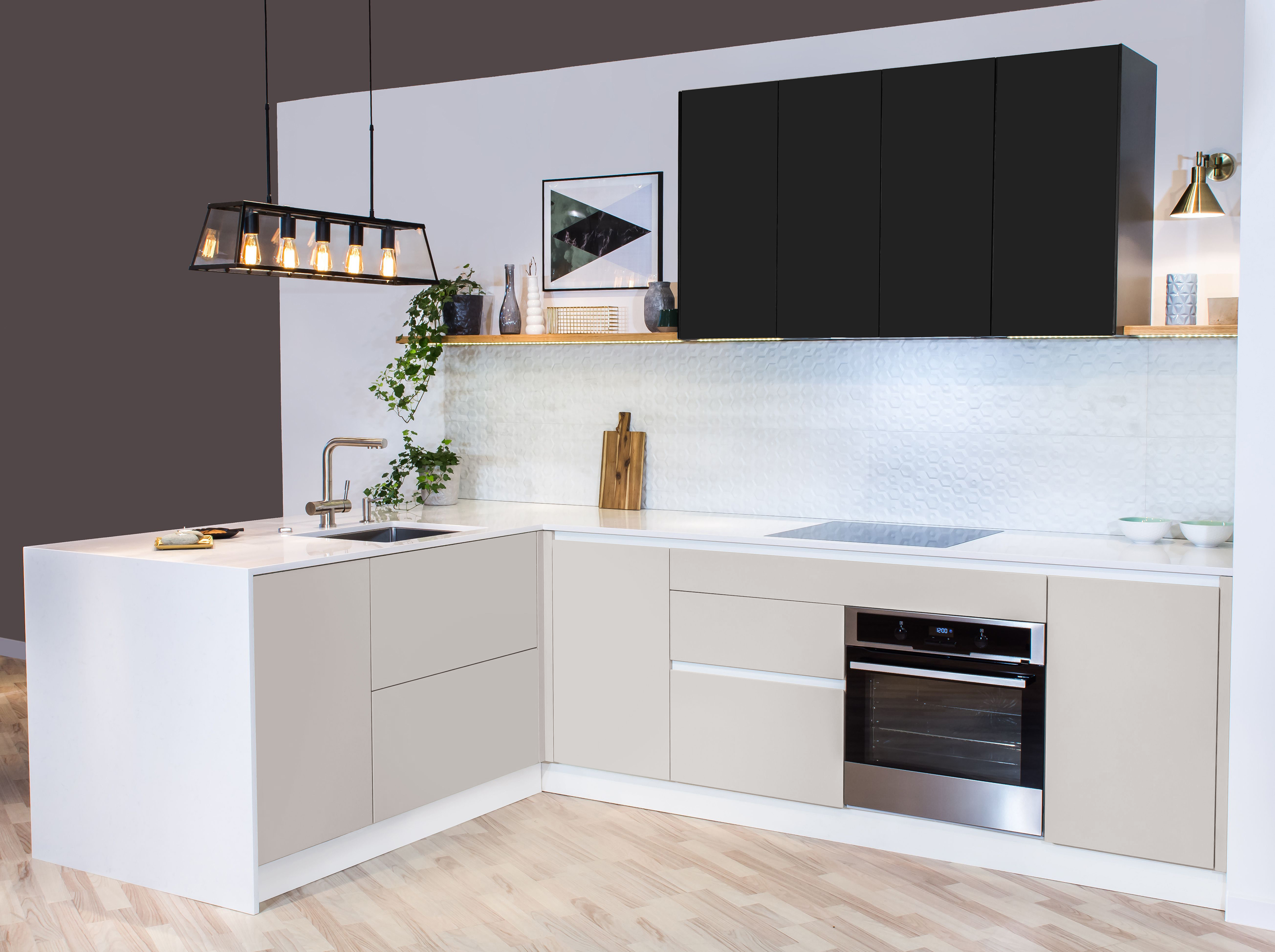 New matt acrylics right here and right on trend.. | Dezignatek